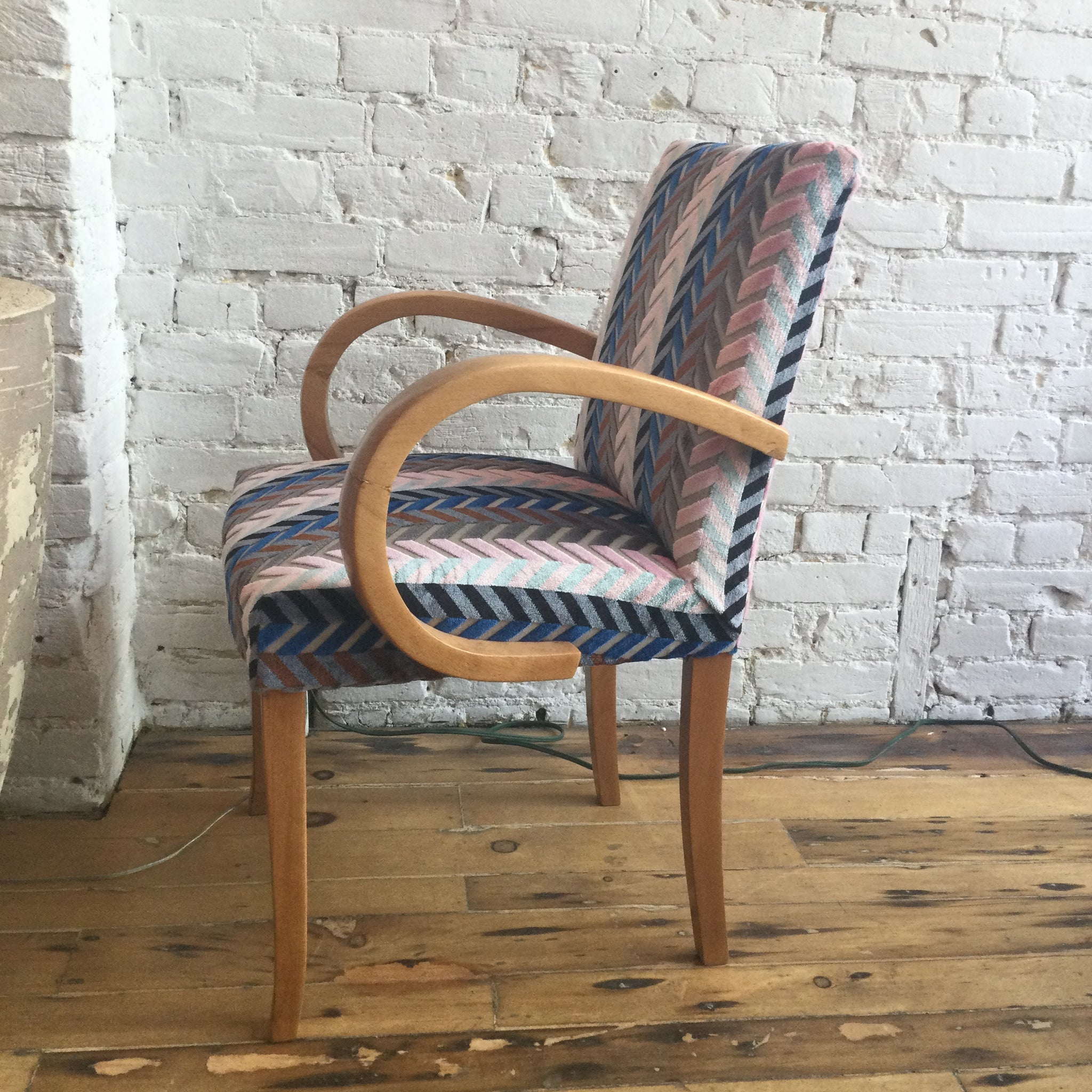 CHEVRON VELVET BRIDGE CHAIR | SEATING | SHOP ONLINE – TrianonDesign